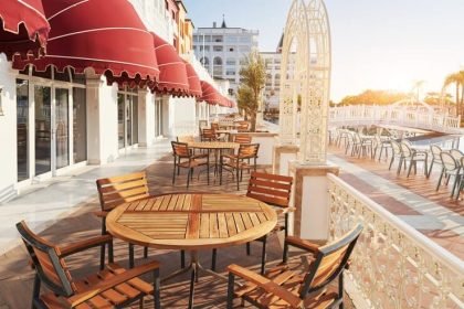 A Guide to the Best Restaurants Around Albufeira Old Town - AIMA Portugal